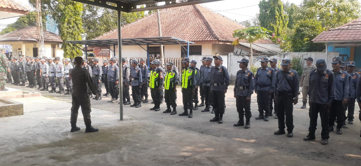 Ratusan Anggota Satlinmas Se-Kecamatan Cipunagara Subang Ikuti ...