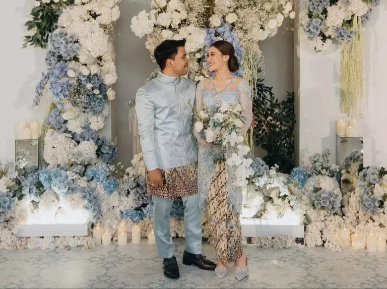 Thariq Halilintar Resmi Melamar Aaliyah Massaid: Momen Indah di Manor ...
